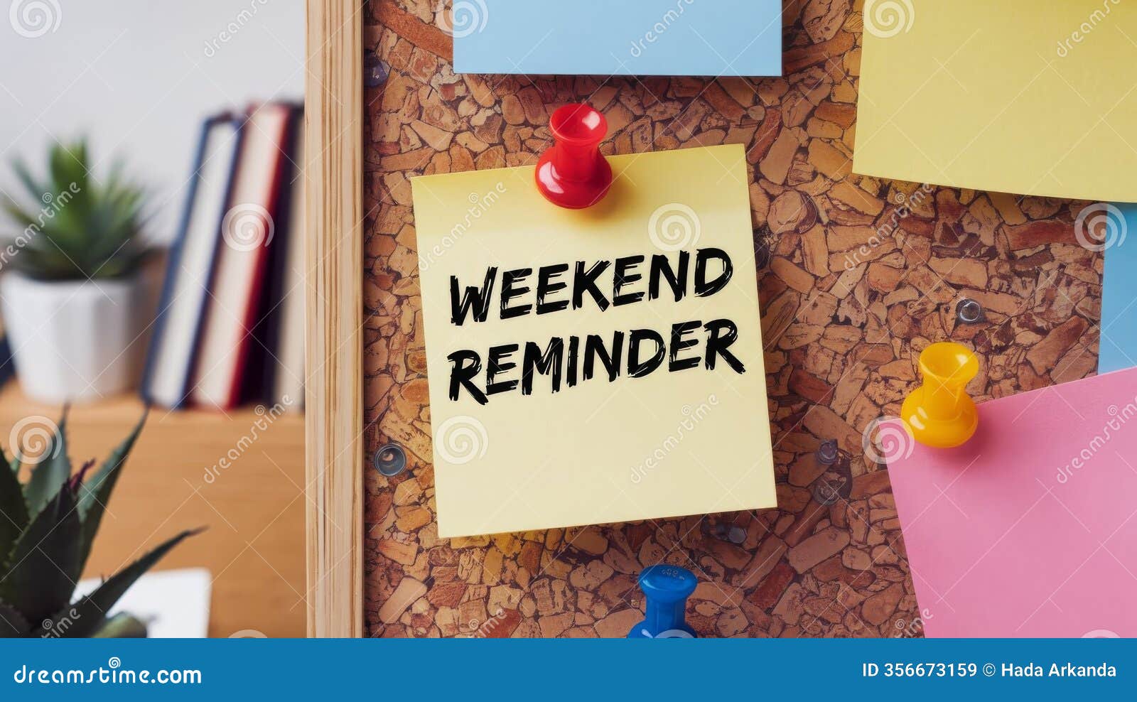 Weekend Reminder on a Sticky Note Pinned To an Office Cork Board Stock ...