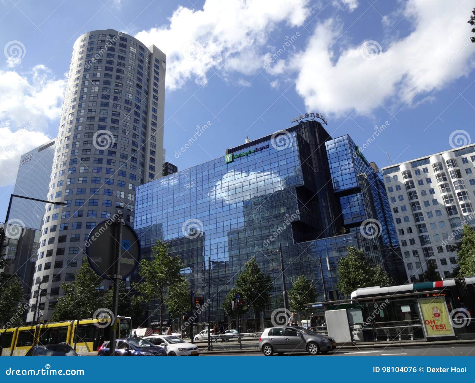 Weena editorial photo. Image of sunny, tram, summer, weena - 98104076