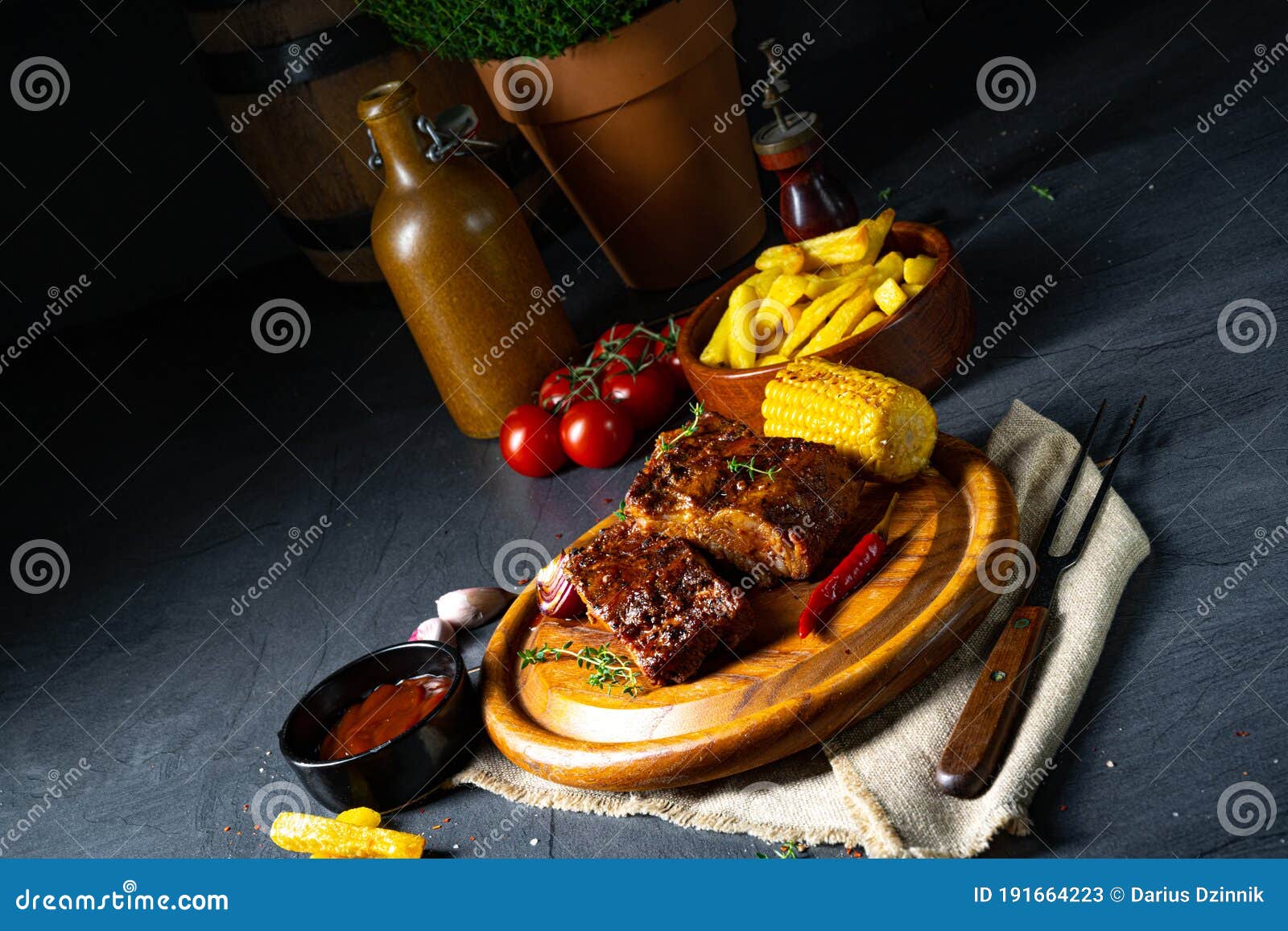 Wegwerpribben Van De Rooster Stock Afbeelding - Image of keuken, vlees ...