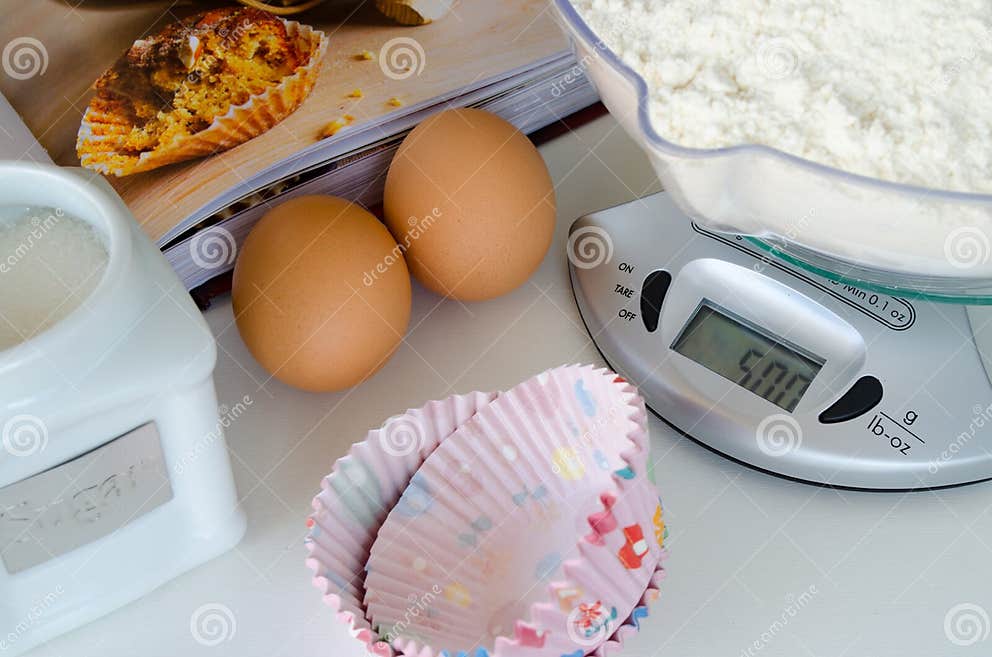 Weighing Scale with Baking Ingredients Stock Image - Image of grams ...