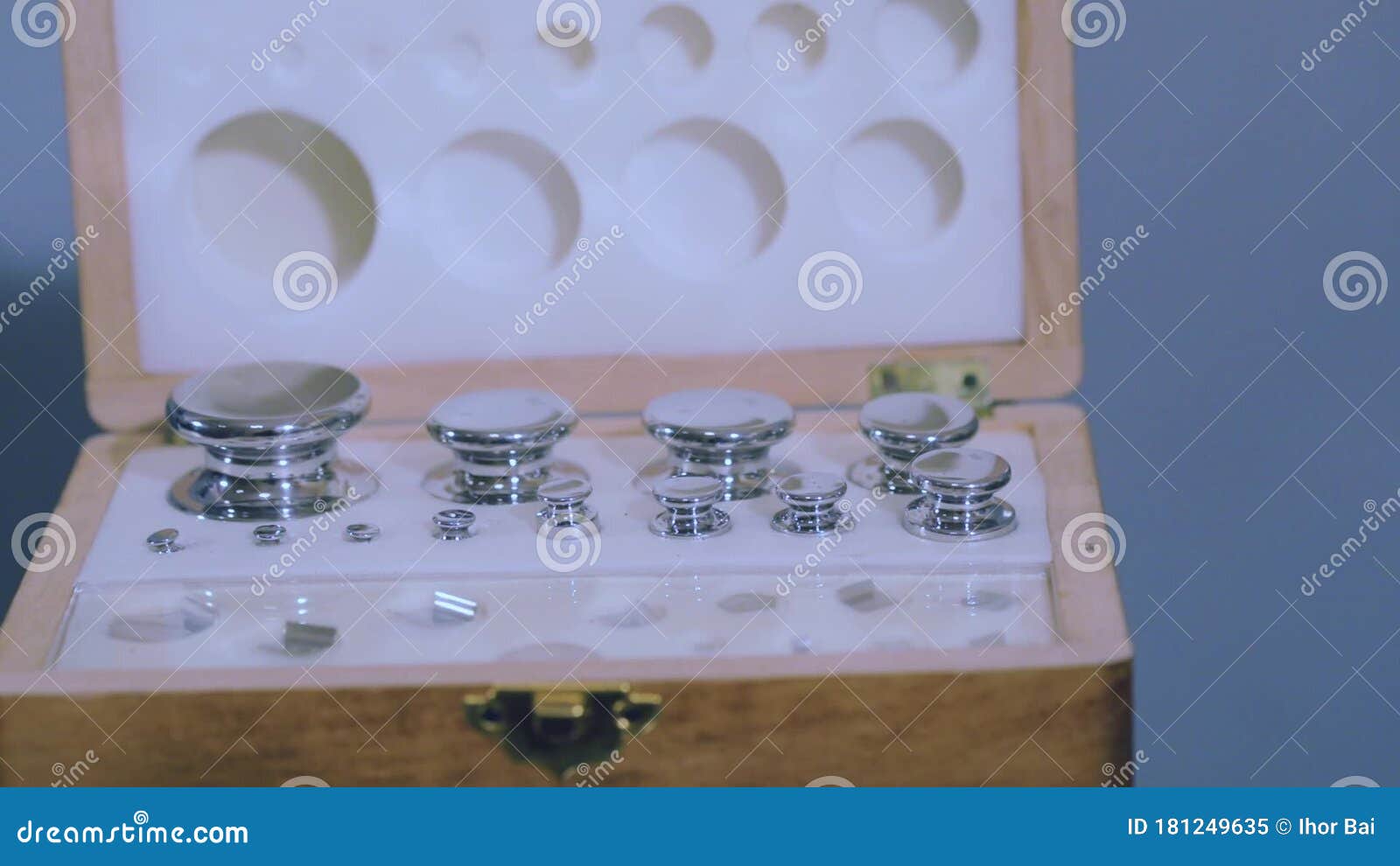 Calibration Scale. Electronic Scale Calibration Procedure. Weighing ...