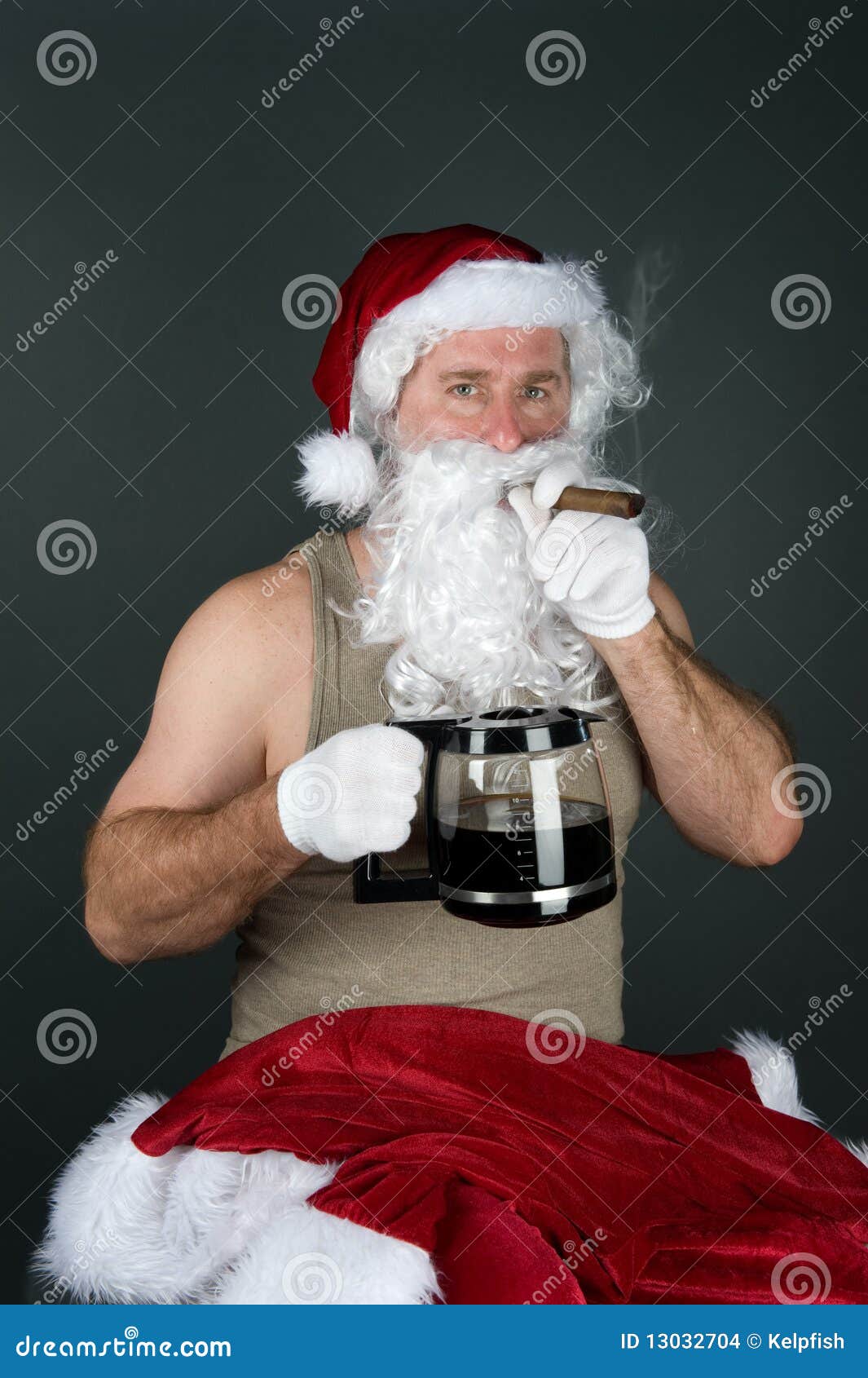 Weihnachtsmann, Der Eine Zigarre Raucht Stockfoto - Bild von zigarre ...