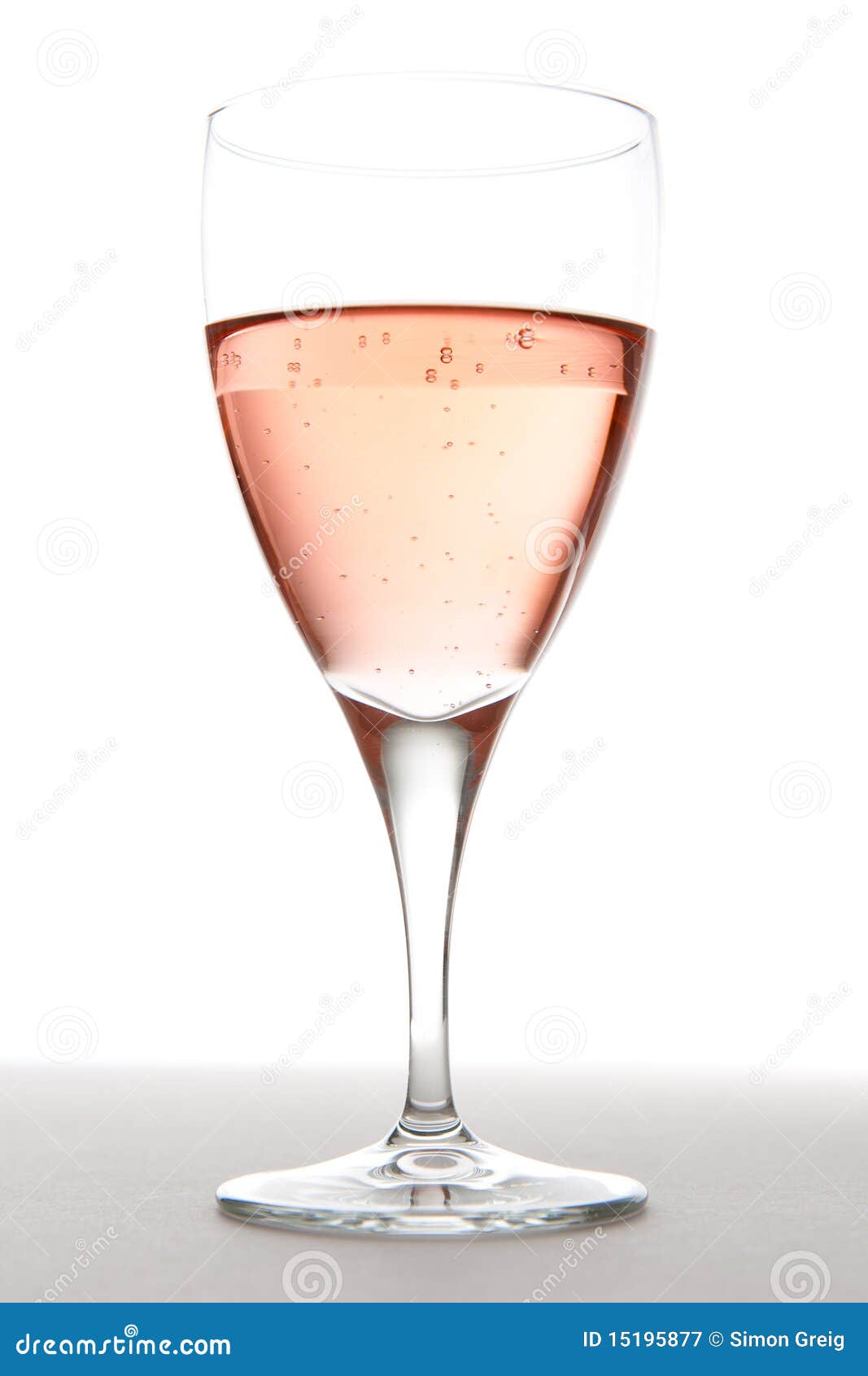 Wein-Glas Mit Funkelndem Rosé Stockbild - Bild von haushalt, wein: 15195877