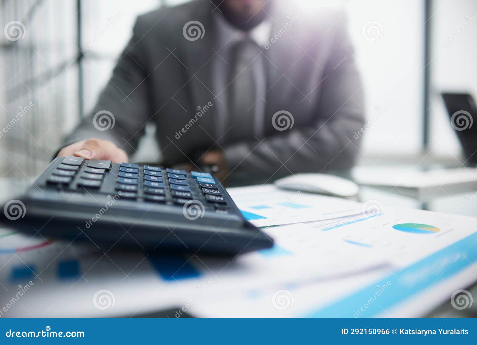 Welcome Business. Handshake, Business Man with Shake Hands Stock Photo ...