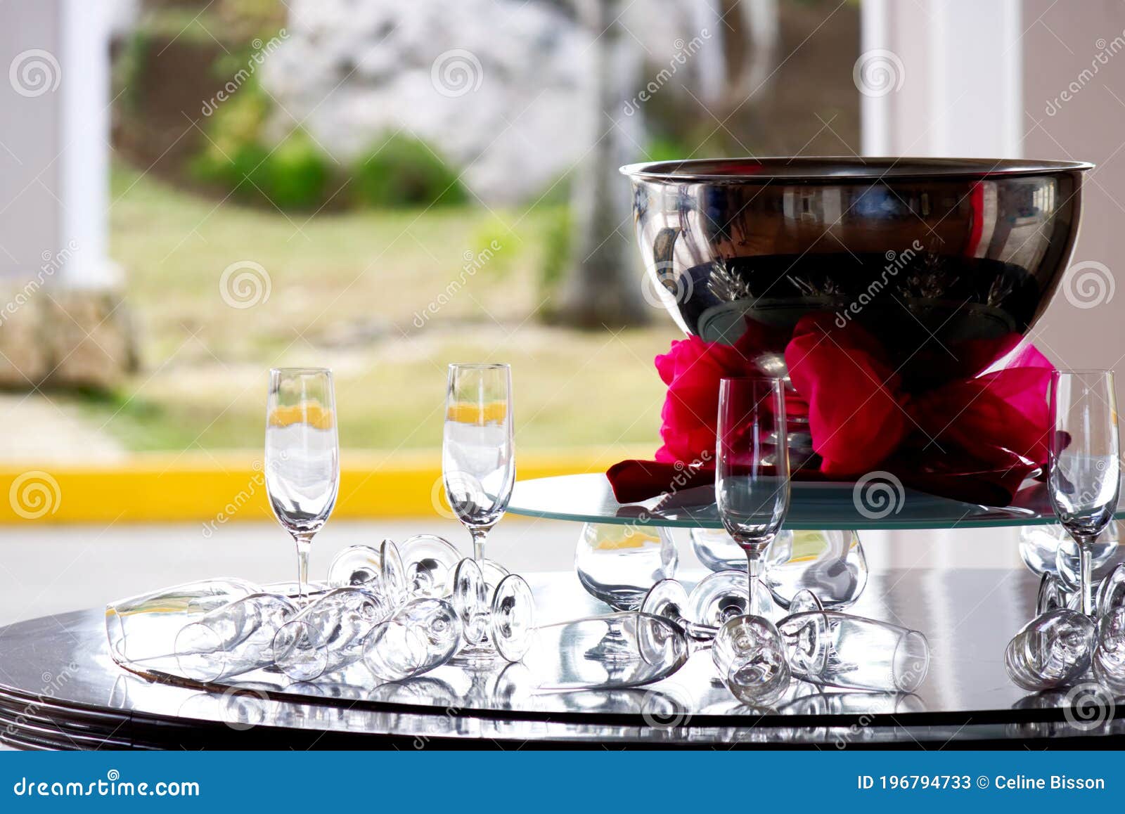 Welcome Cocktail at a Reception Stock Image - Image of wine, dinner ...