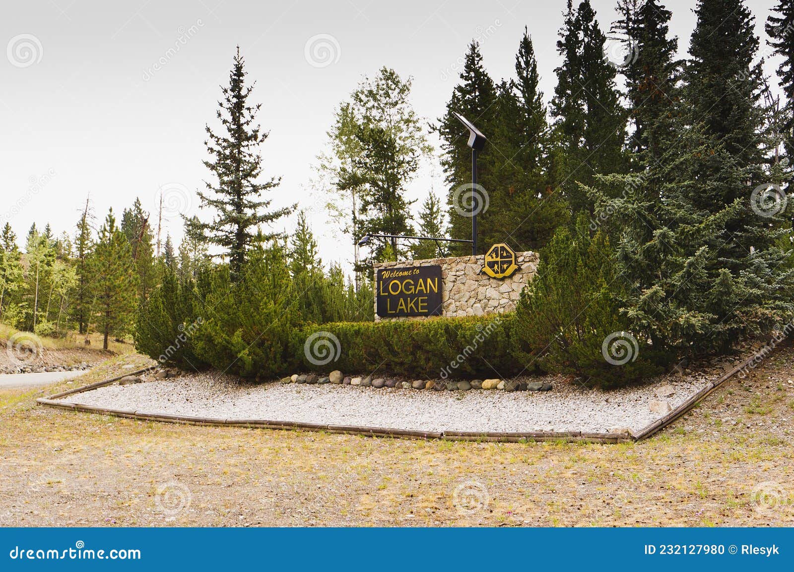Welcome sign at Logan Lake editorial image. Image of logan - 232127980