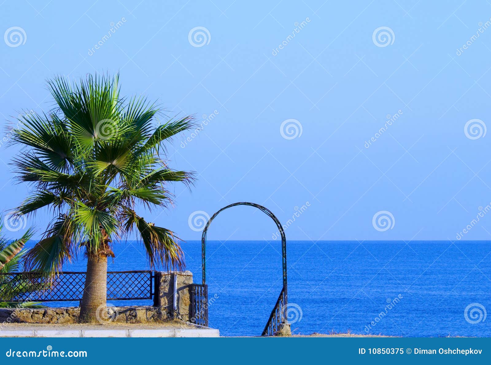 Welcome to the beach stock image. Image of beach, arch - 10850375