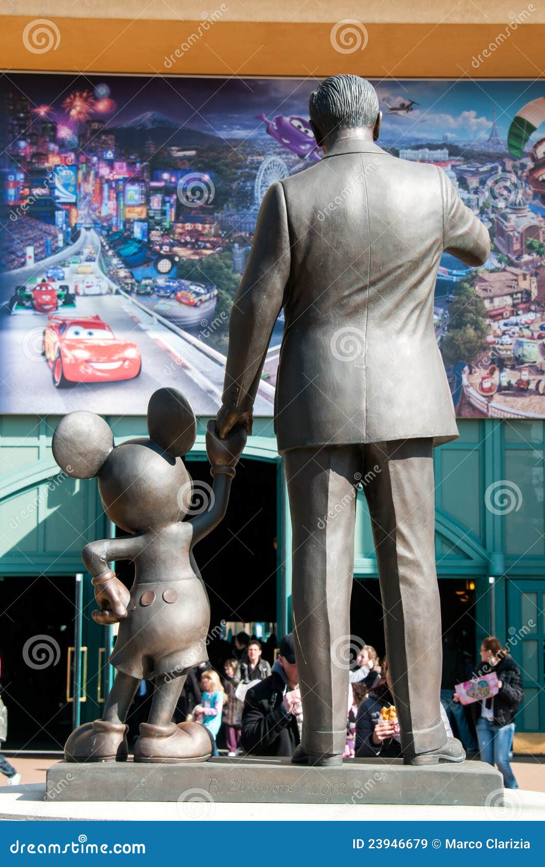 Welcome to Disneyland editorial stock image. Image of resort - 23946679