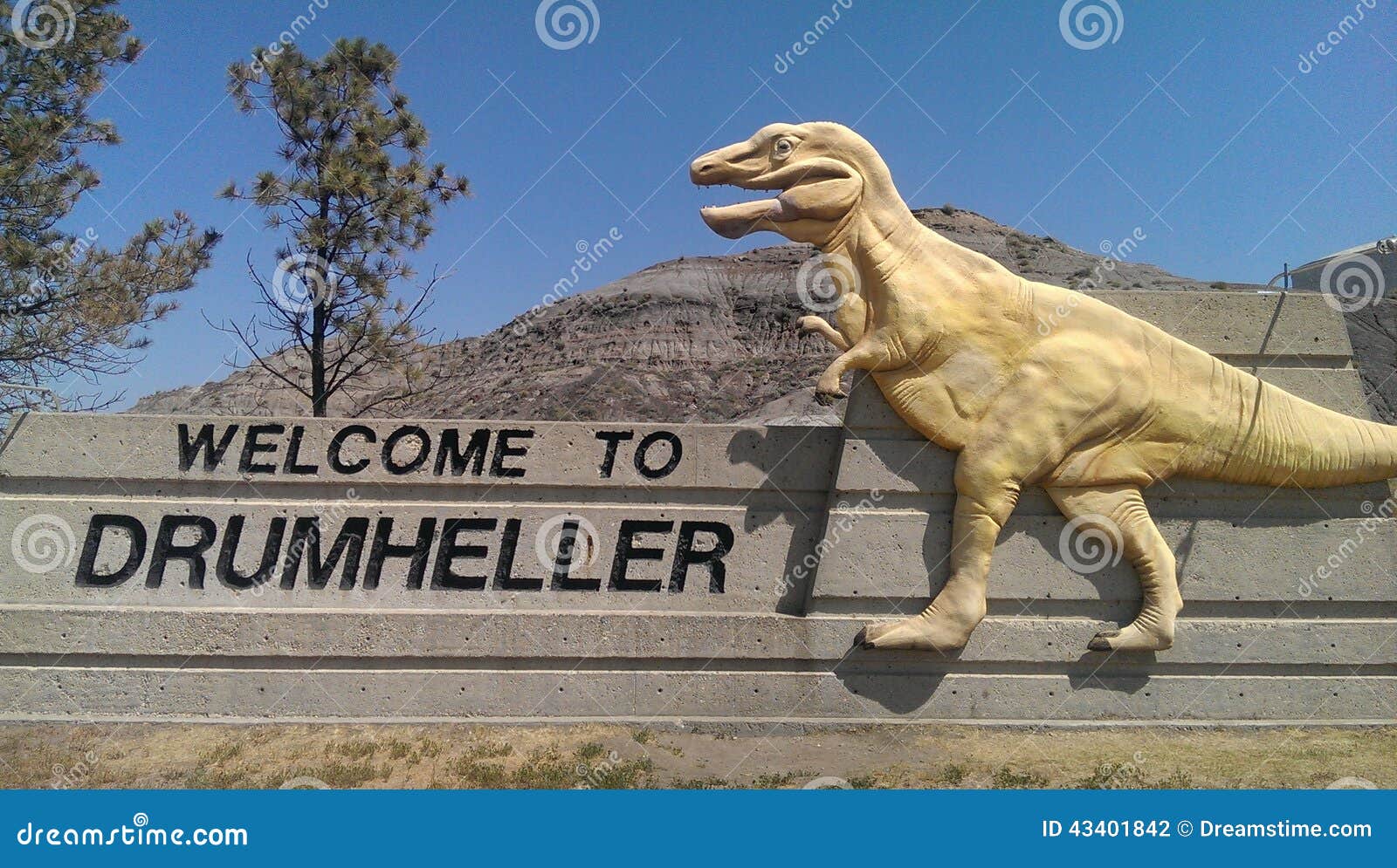 Welcome to Drumheller stock photo. Image of hiking, view - 43401842