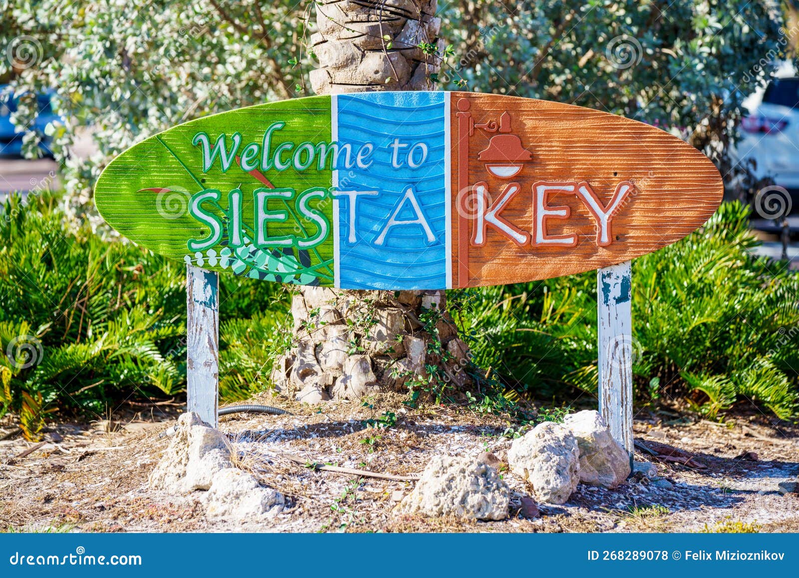 Welcome To Siesta Key Sign by Beach Editorial Stock Photo - Image of ...