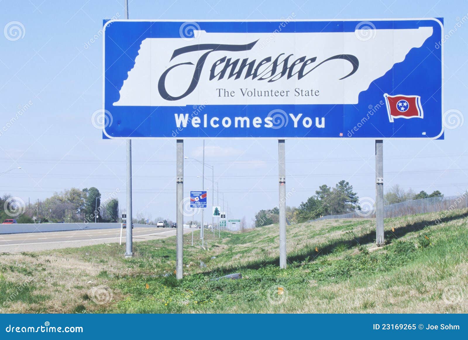 Welcome to Tennessee Sign stock image. Image of expressway - 23169265