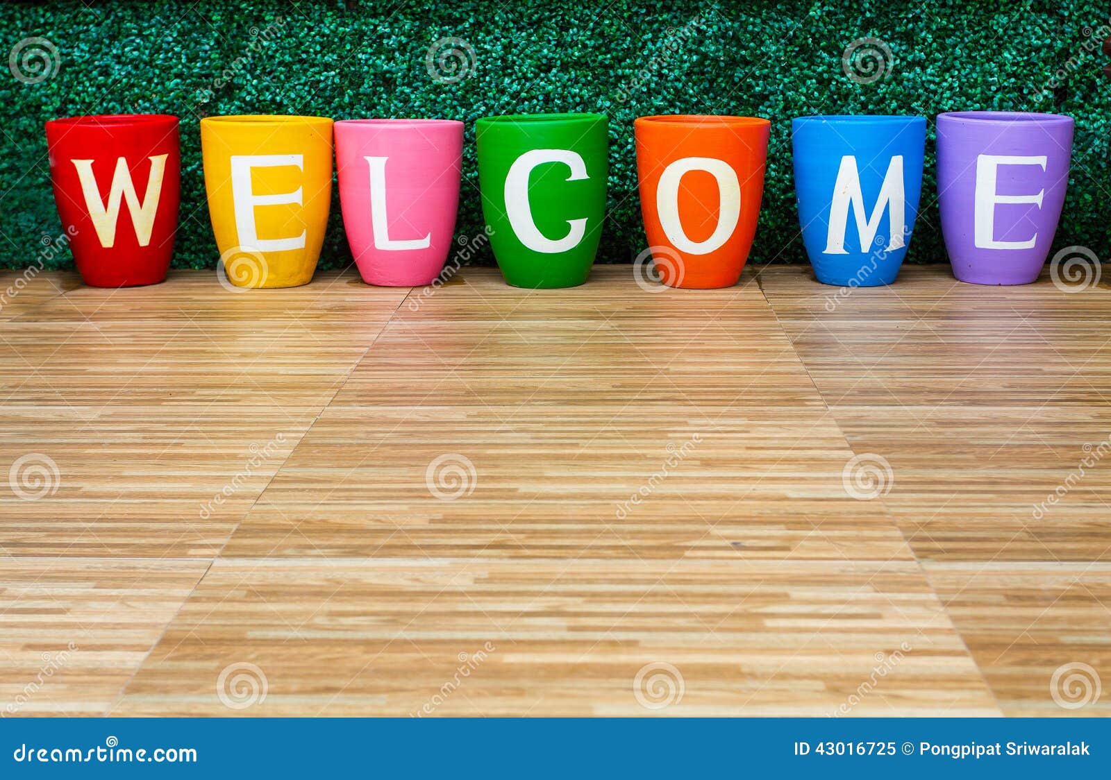Welcome Word on Ceramic Pot Stock Image - Image of vivid, groove: 43016725