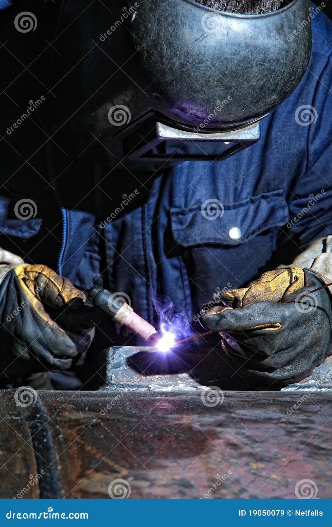 Welder stock image. Image of welding, spark, work, trained - 19050079