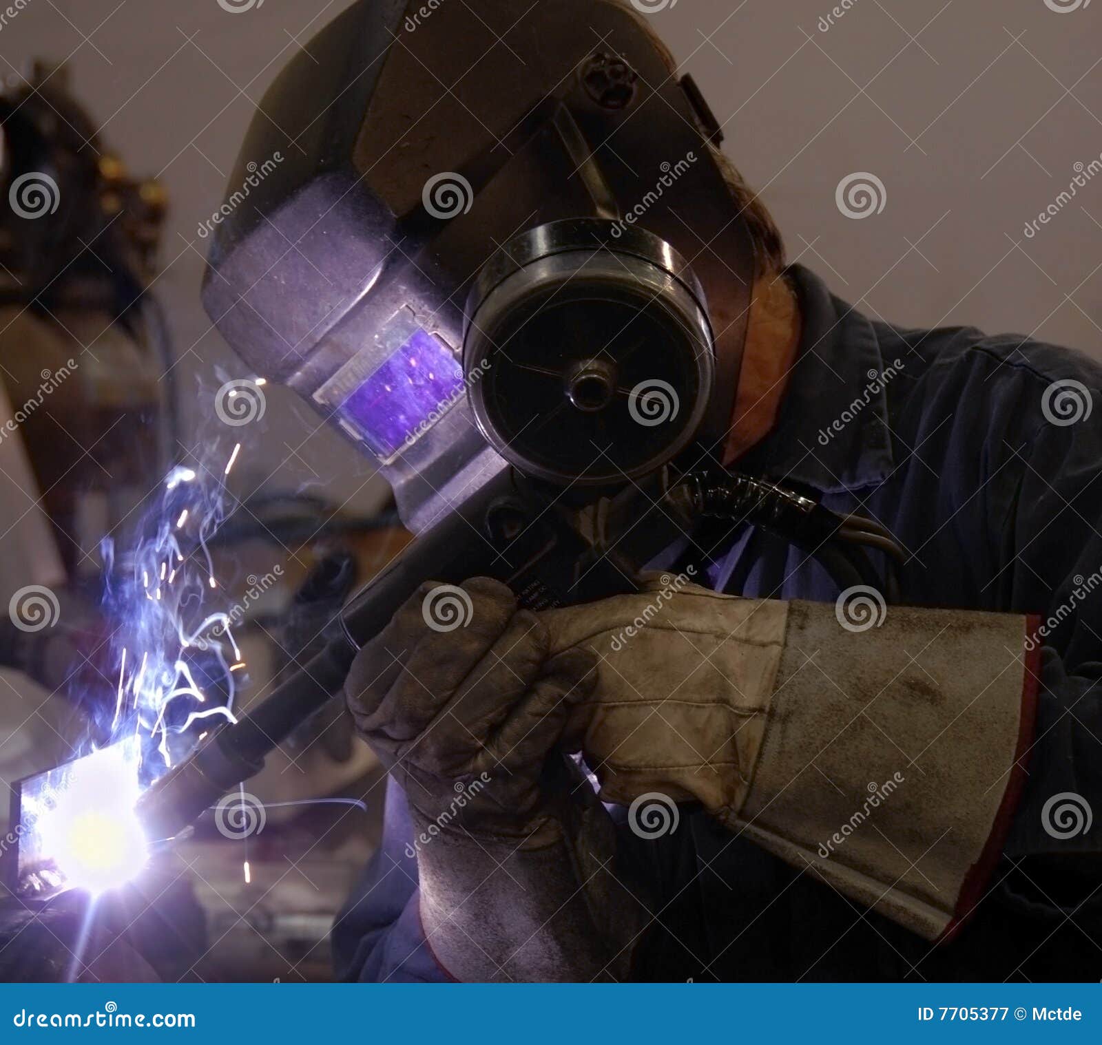 Welder stock image. Image of entrepreneur, flame, factory - 7705377