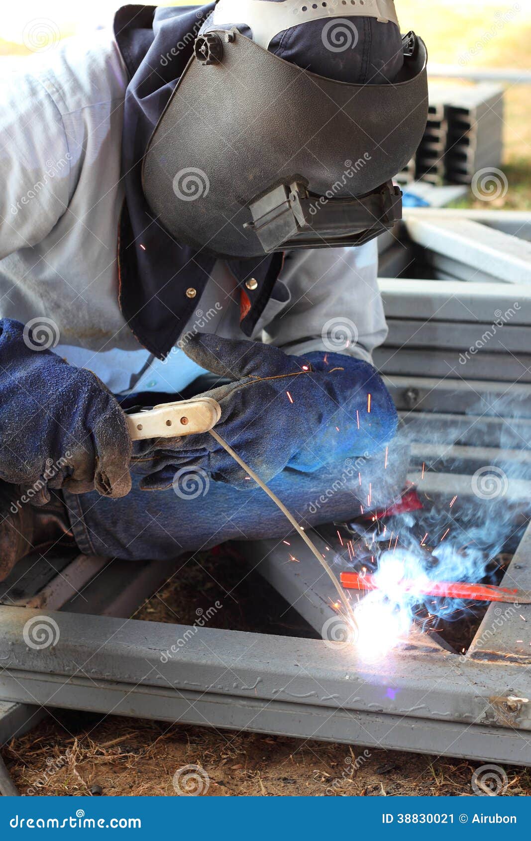 Welder welding steel stock image. Image of assembly, flash - 38830021
