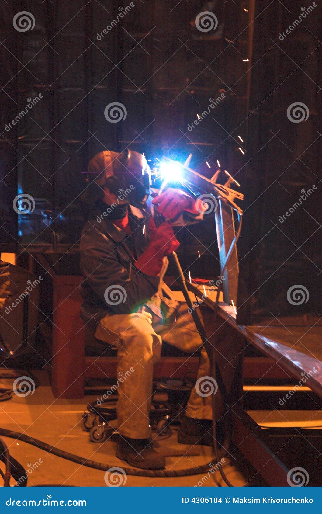 Welder at work stock photo. Image of laborer, entrepreneur - 4306104