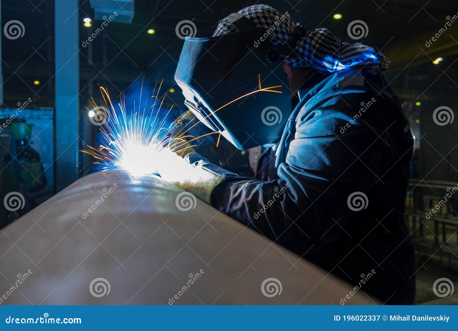 Pipe Welding. Semi-automatic Arc Welding. MIG Welding Stock Image ...