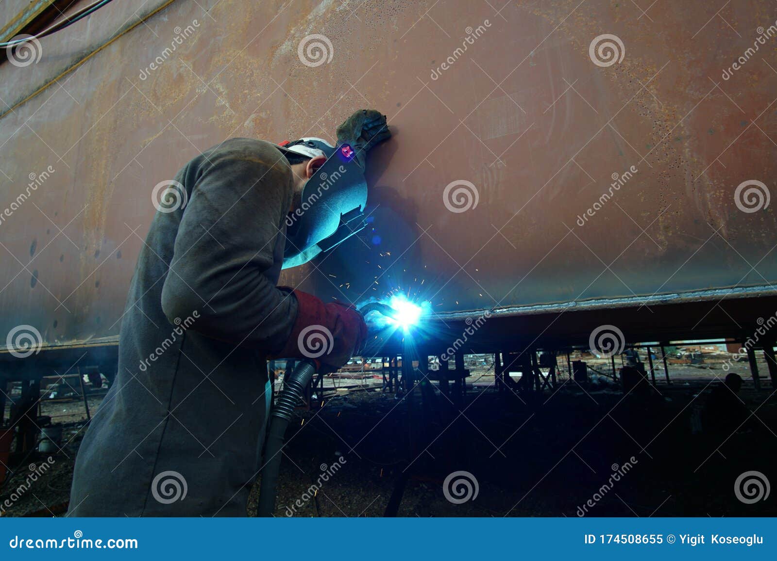 Welder Working in a Shipbuilding Yard Stock Image - Image of laborer ...