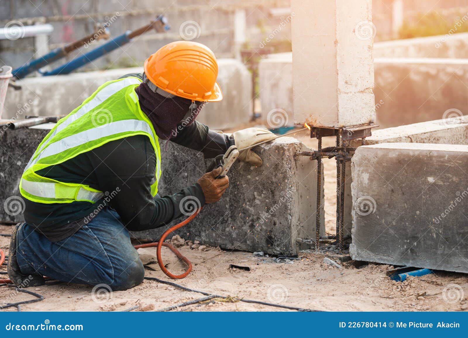 Welder Working Welding Assembly Structure Prefabricated Concrete in ...
