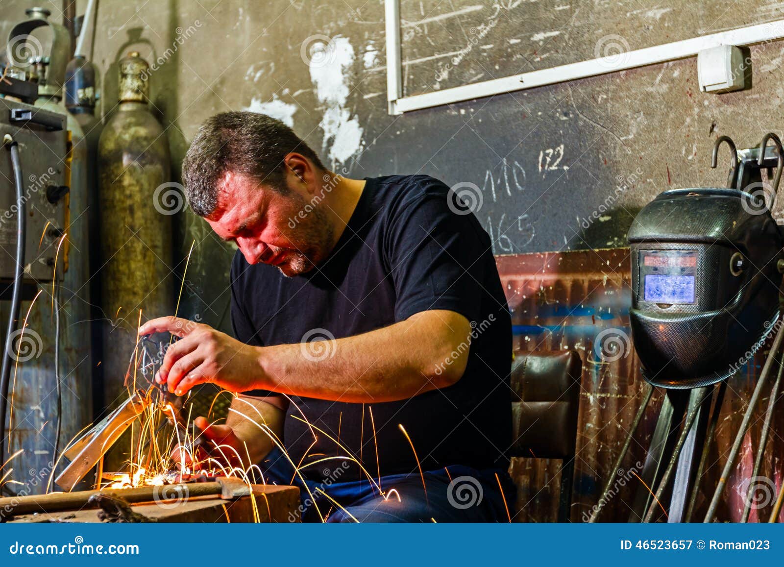 Welder in the workshop stock image. Image of blue, safety - 46523657