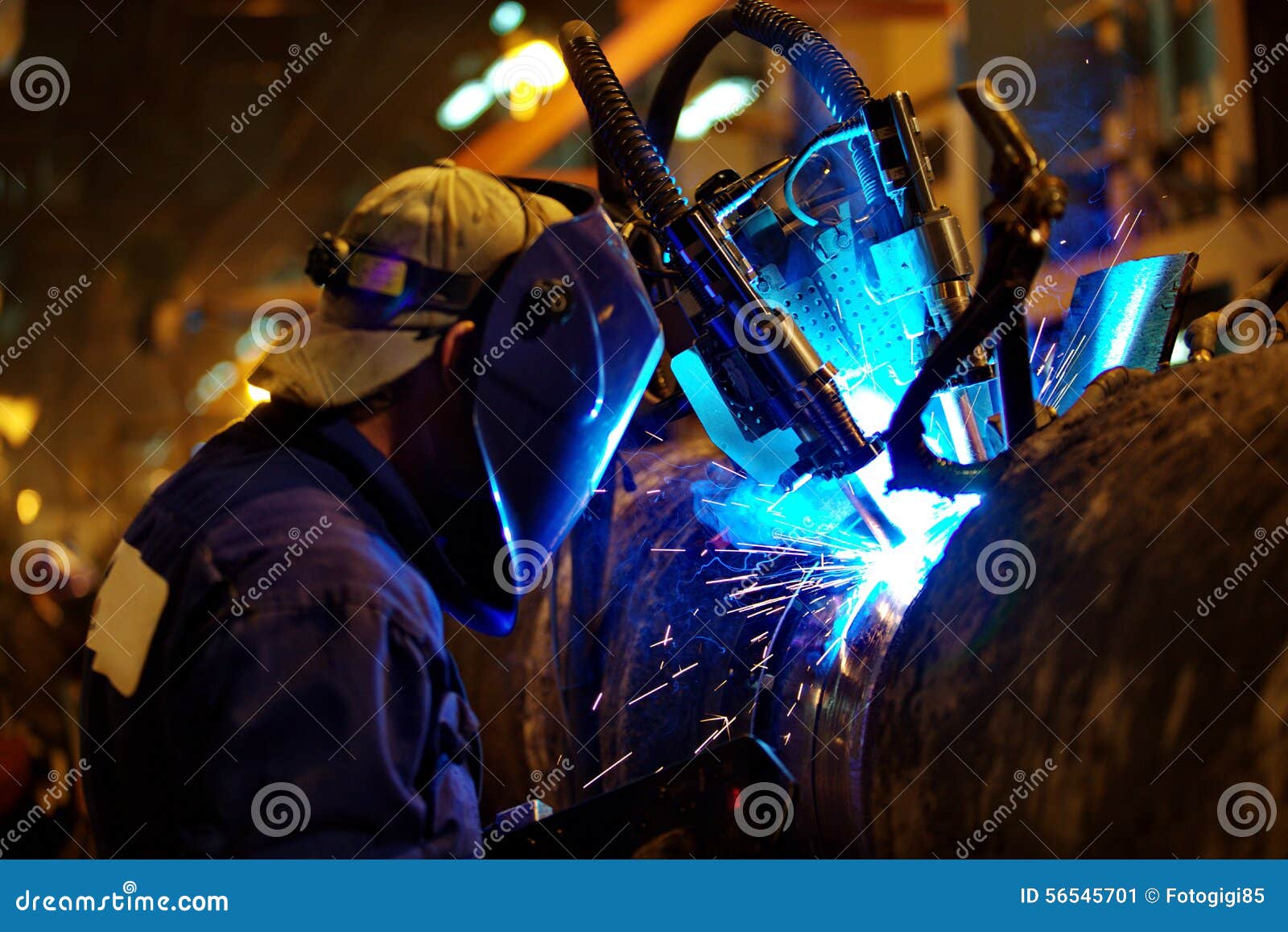 Welding of the pipeline stock image. Image of labor, protection - 56545701