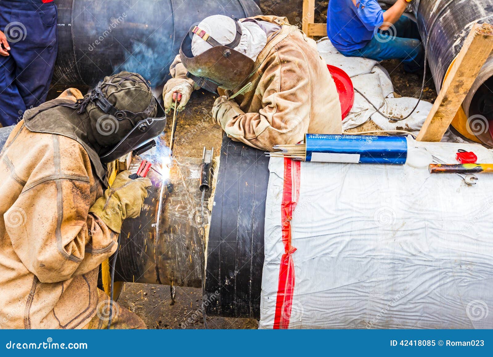 Welding team stock image. Image of metalwork, construction - 42418085