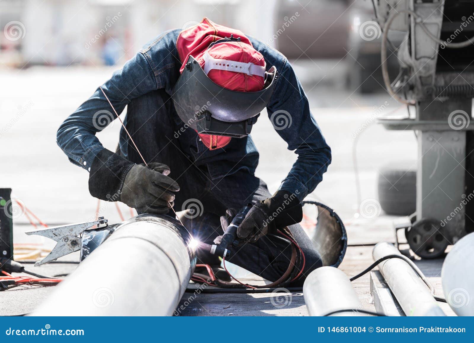 Welding Work for Steel Pipe Stock Photo - Image of craftsman, manual ...