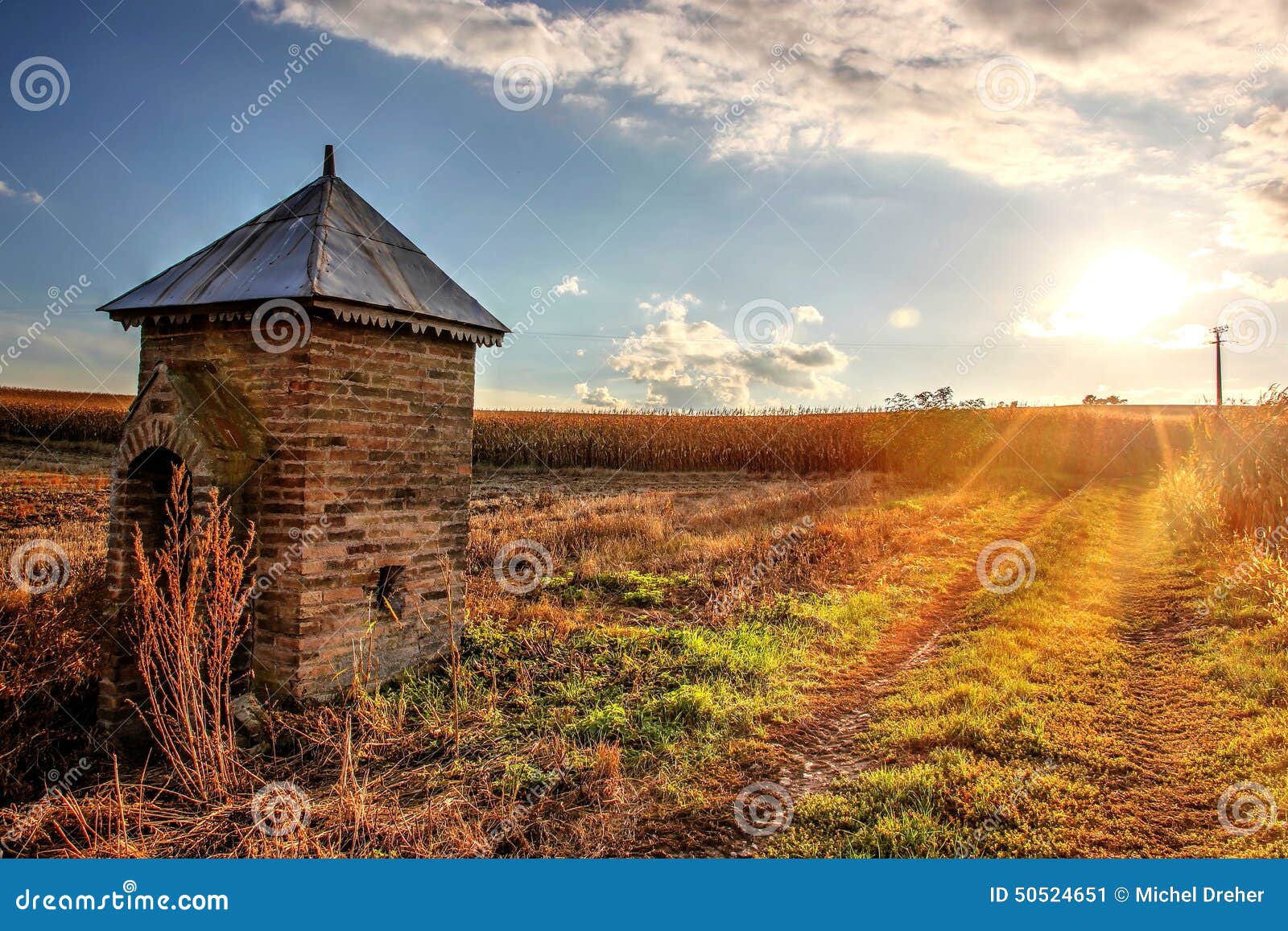 Well in the fields stock image. Image of sunset, ergersheim - 50524651