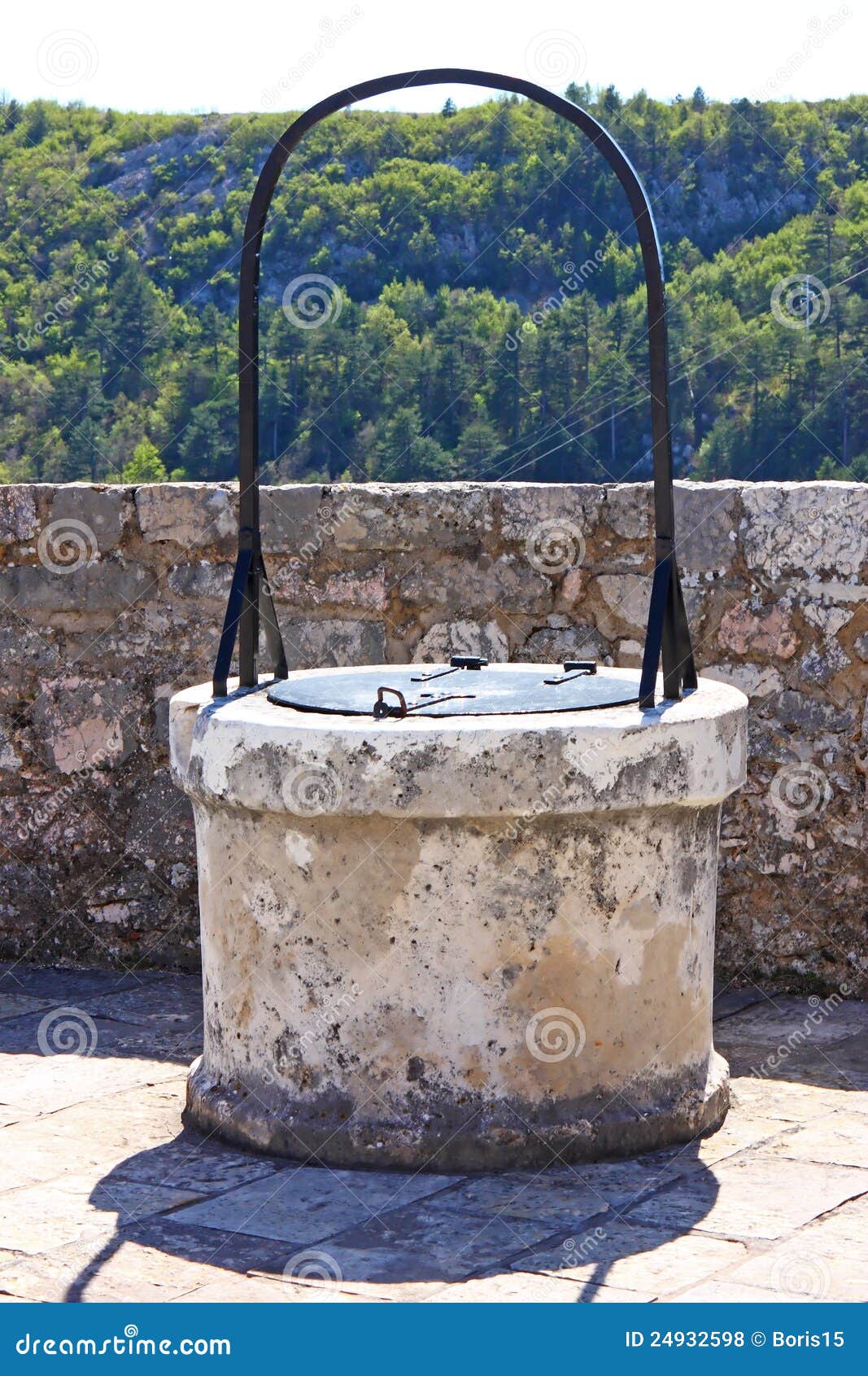 Well in the fort stock photo. Image of knin, water, hill - 24932598