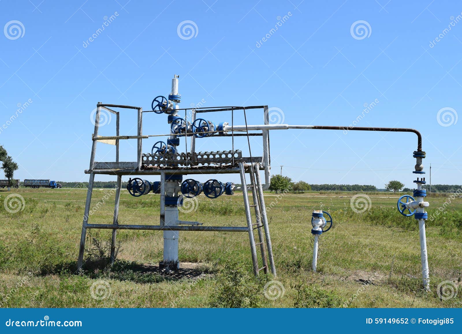 Well for Maintenance of Reservoir Pressure Stock Photo - Image of ...
