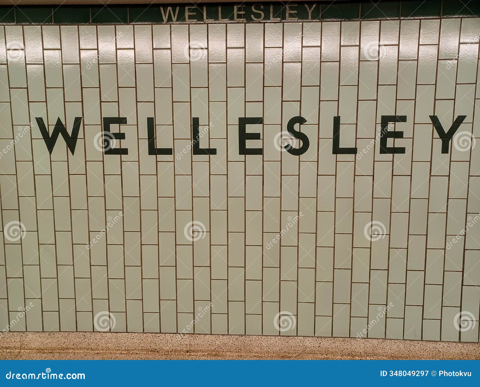 Wellesley Subway Station Interior View Editorial Photography - Image of ...