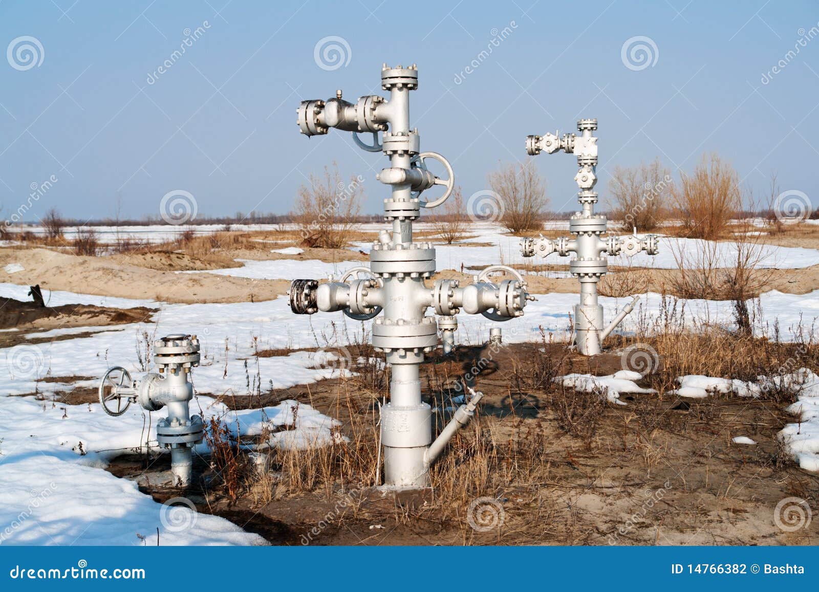 Wellhead stock photo. Image of oilfield, energy, vertical - 14766382