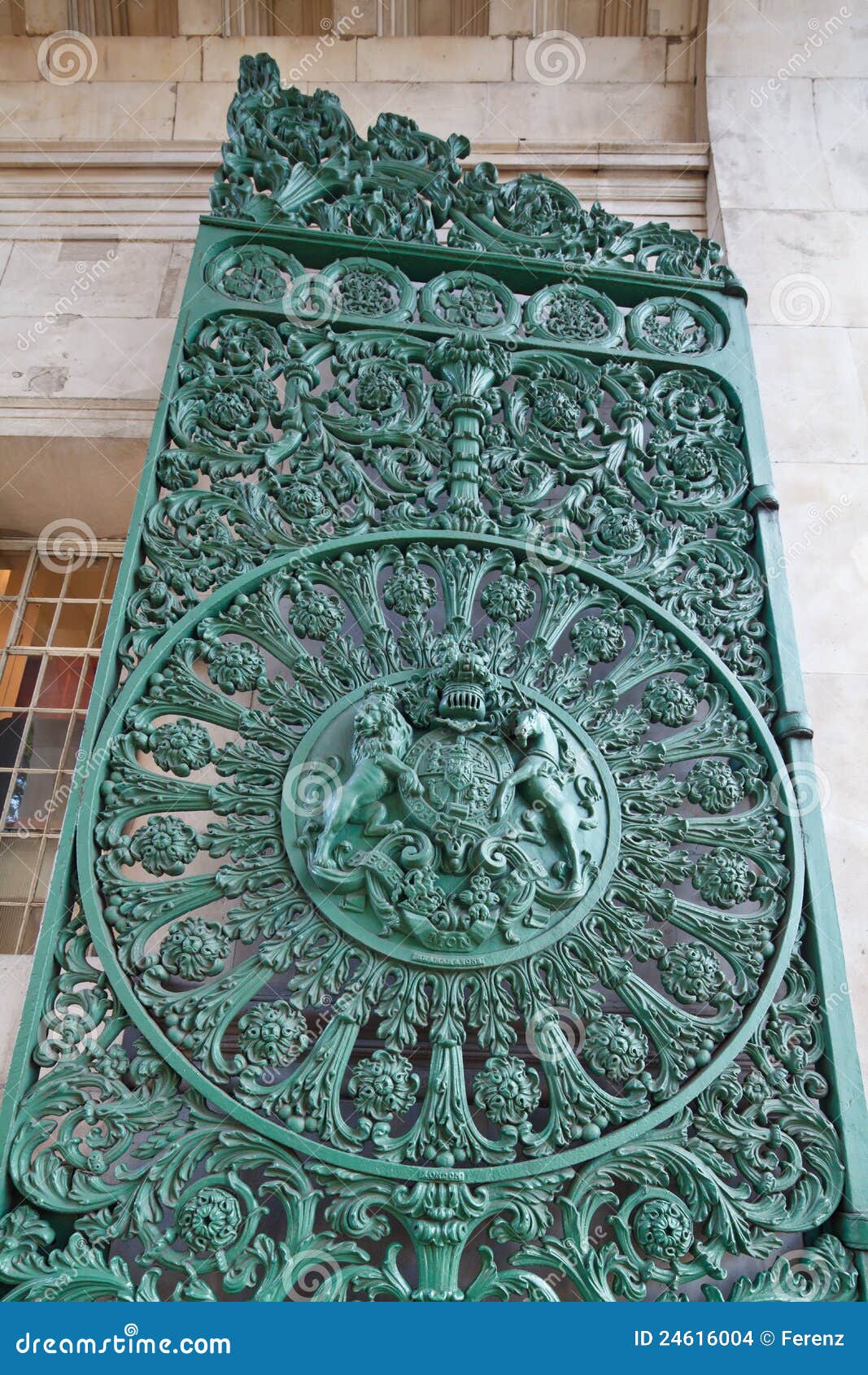 Wellington Arch Gate Detail Stock Photo - Image of decoration, clipping ...
