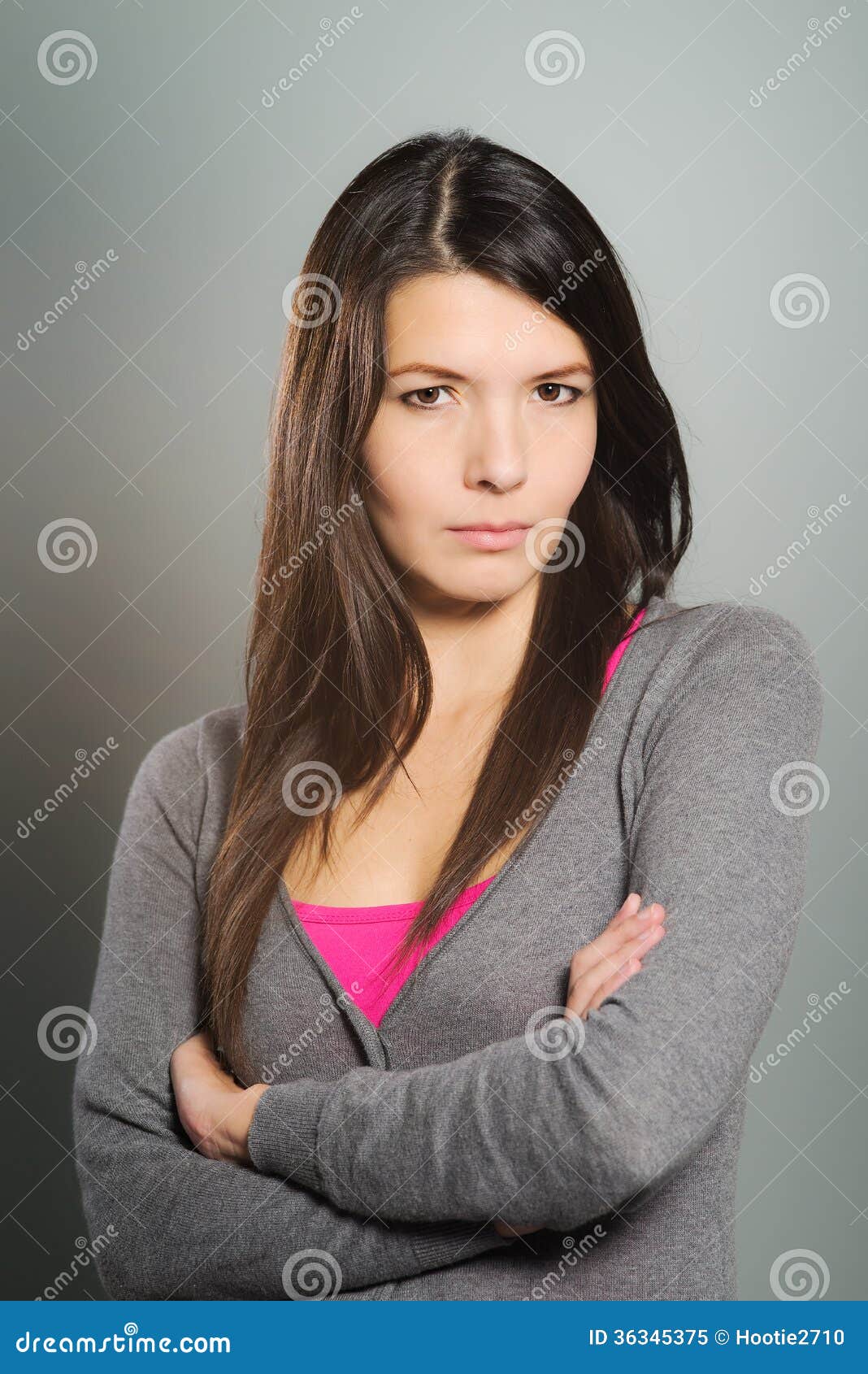 Wellustige Mooie Jonge Vrouw Stock Afbeelding - Image of wapens ...