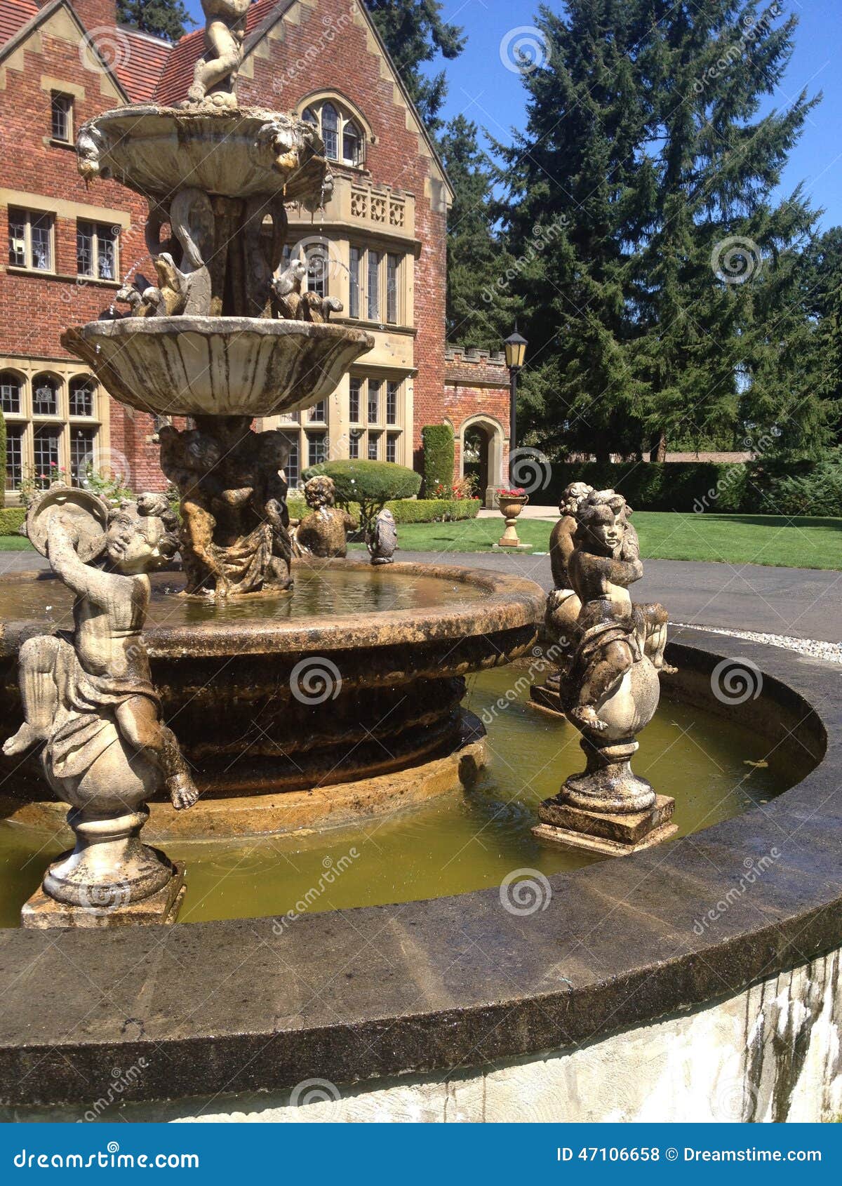 Welsh Castle and Courtyard Fountain Stock Photo - Image of courtyard ...