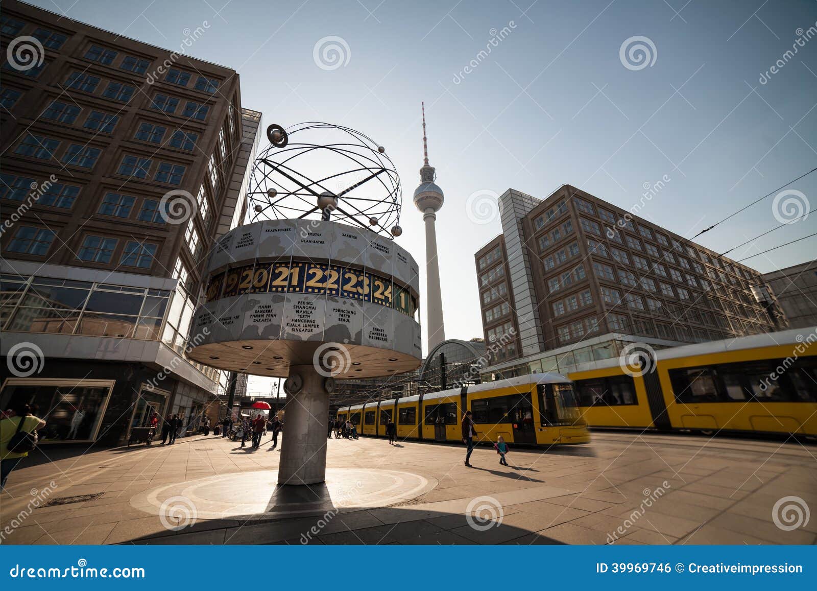 Weltuhr in Berlin redaktionelles foto. Bild von städtisch - 39969746