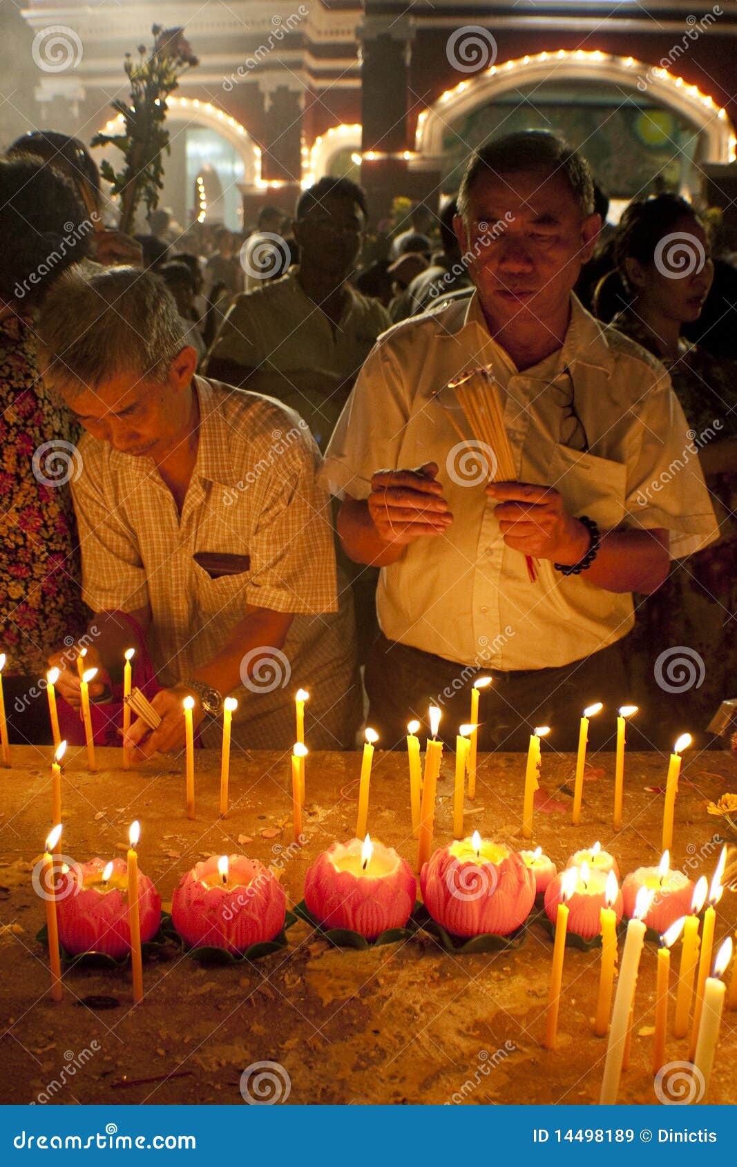 Wesak Day at Buddhist Maha Vihara Temple Editorial Stock Image - Image ...