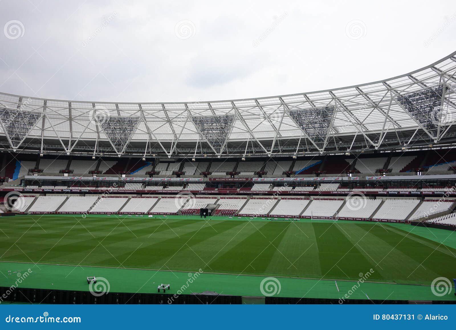 West Ham stadium in London editorial photo. Image of great - 80437131