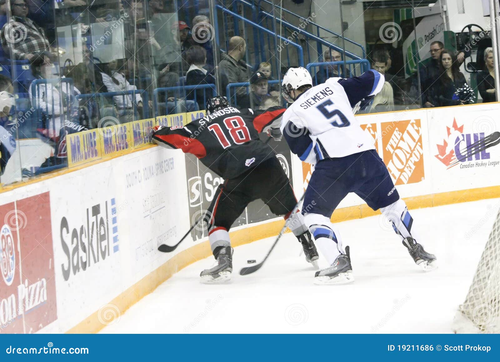 Western Hockey League (WHL) Game Editorial Photo - Image of protective ...