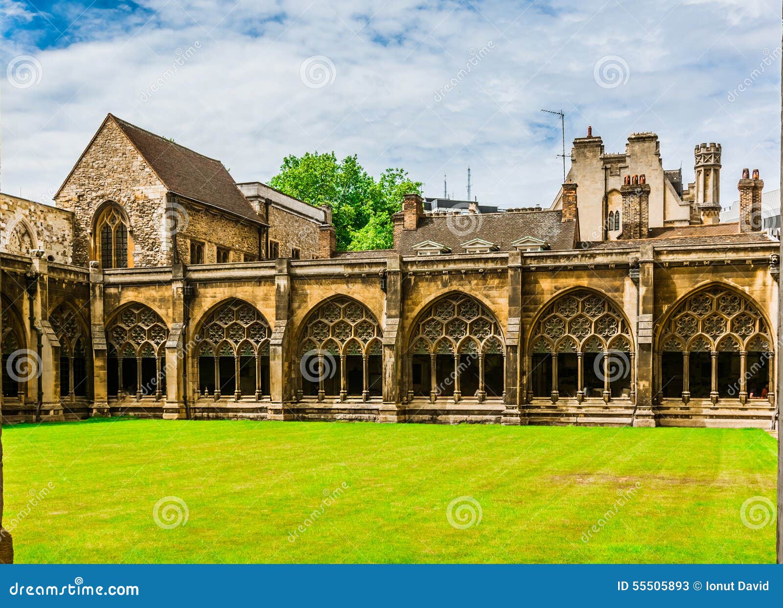 Westminster Abbey Courtyard Stock Image - Image of destination ...