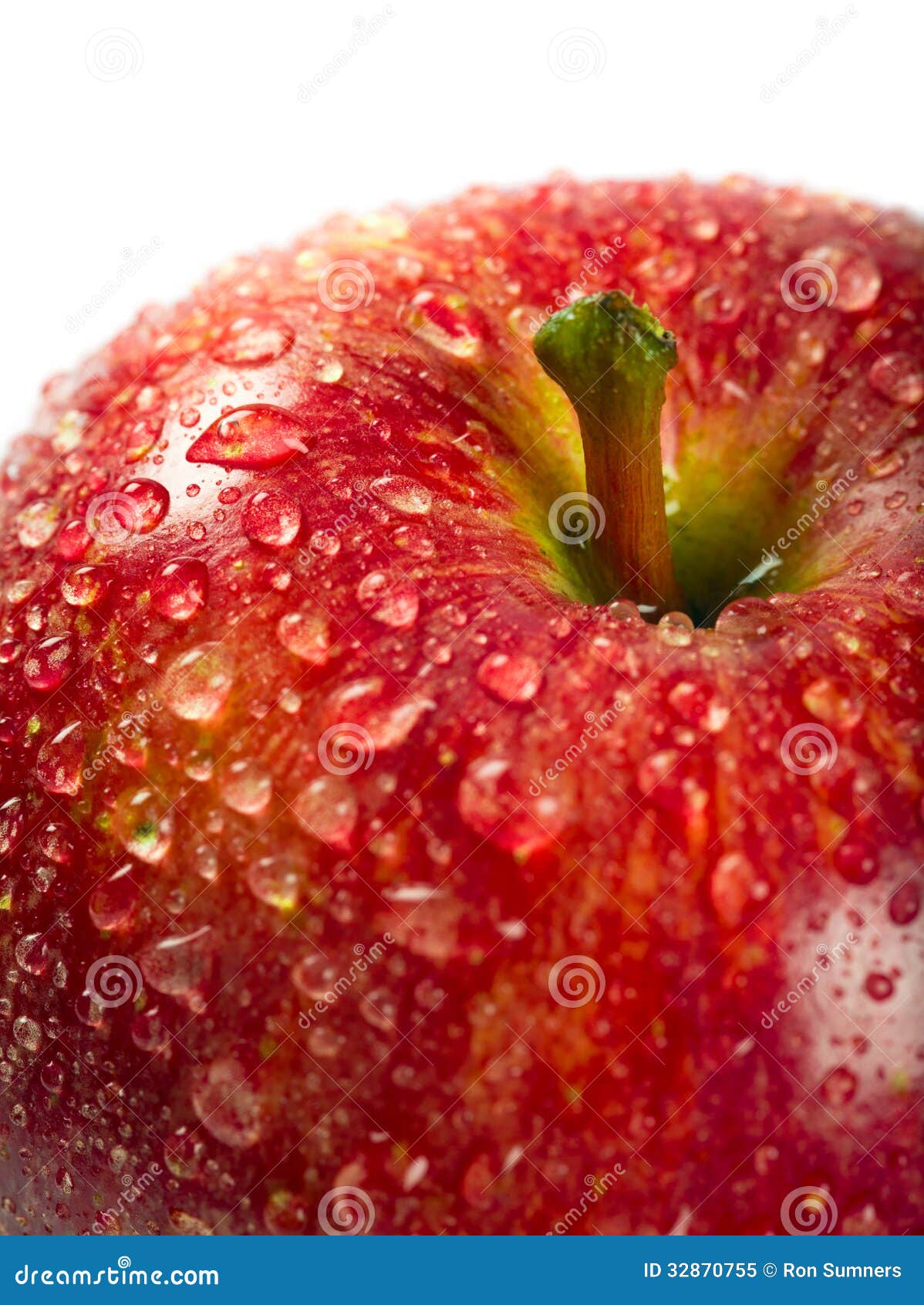 Wet red apple macro stock image. Image of diet, vitamin - 32870755