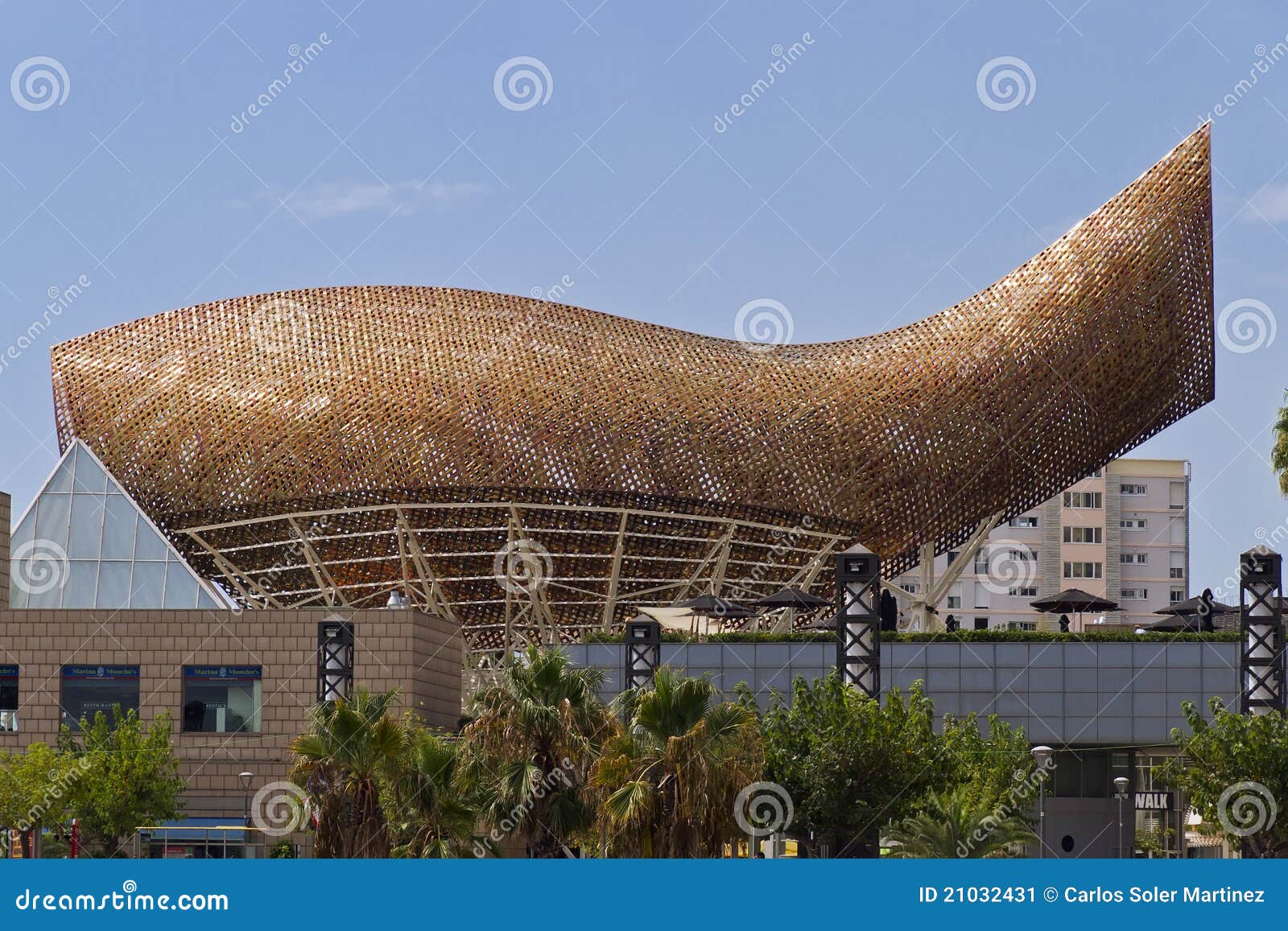 Whale Barcelona Spain editorial photo. Image of gery - 21032431