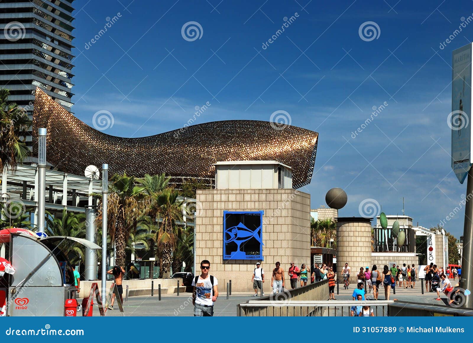 Whale Sculpture in Barcelona Spain Editorial Stock Image - Image of ...