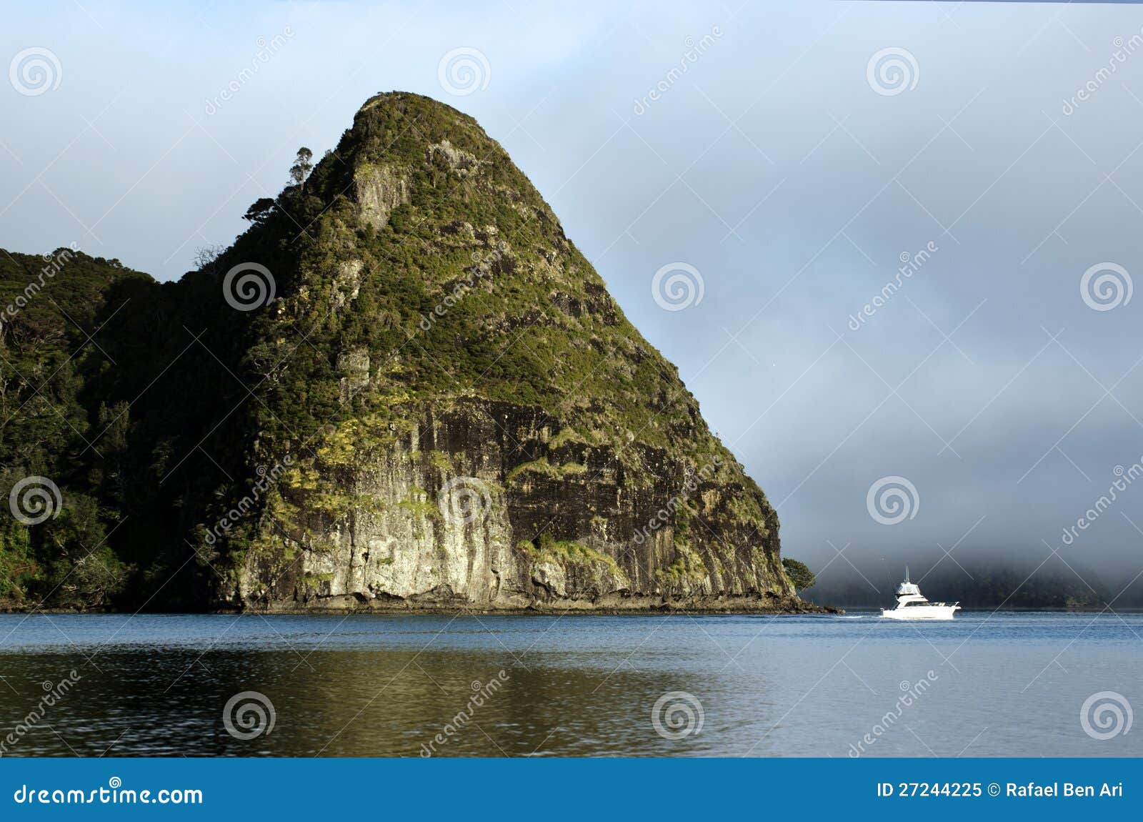 Whangaroa Harbor New Zealand Stock Image - Image of ship, dusk: 27244225
