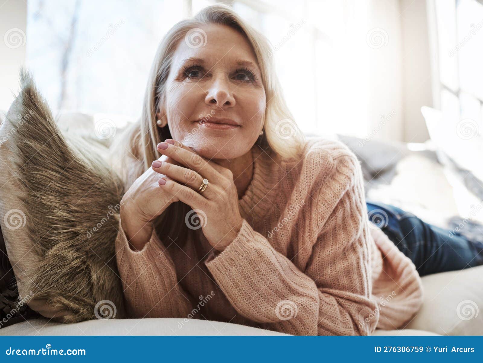 What Should I Do With All This Free Time An Attractive Mature Woman