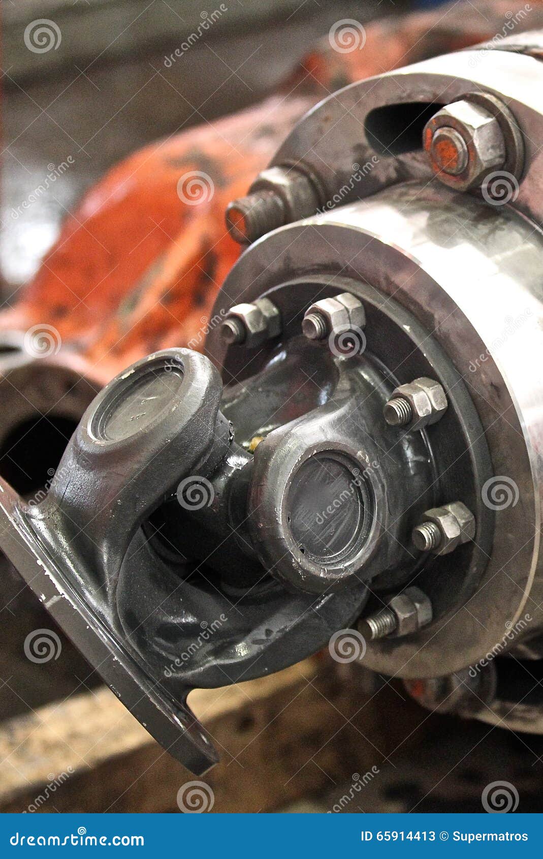 Wheel assembly rotation stock image. Image of joint, speed - 65914413
