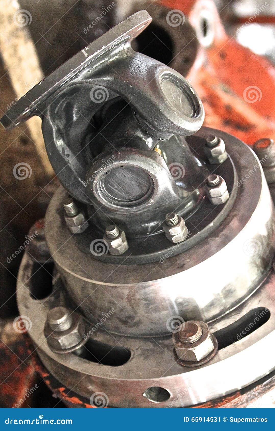 Wheel assembly rotation stock image. Image of axis, reducer - 65914531