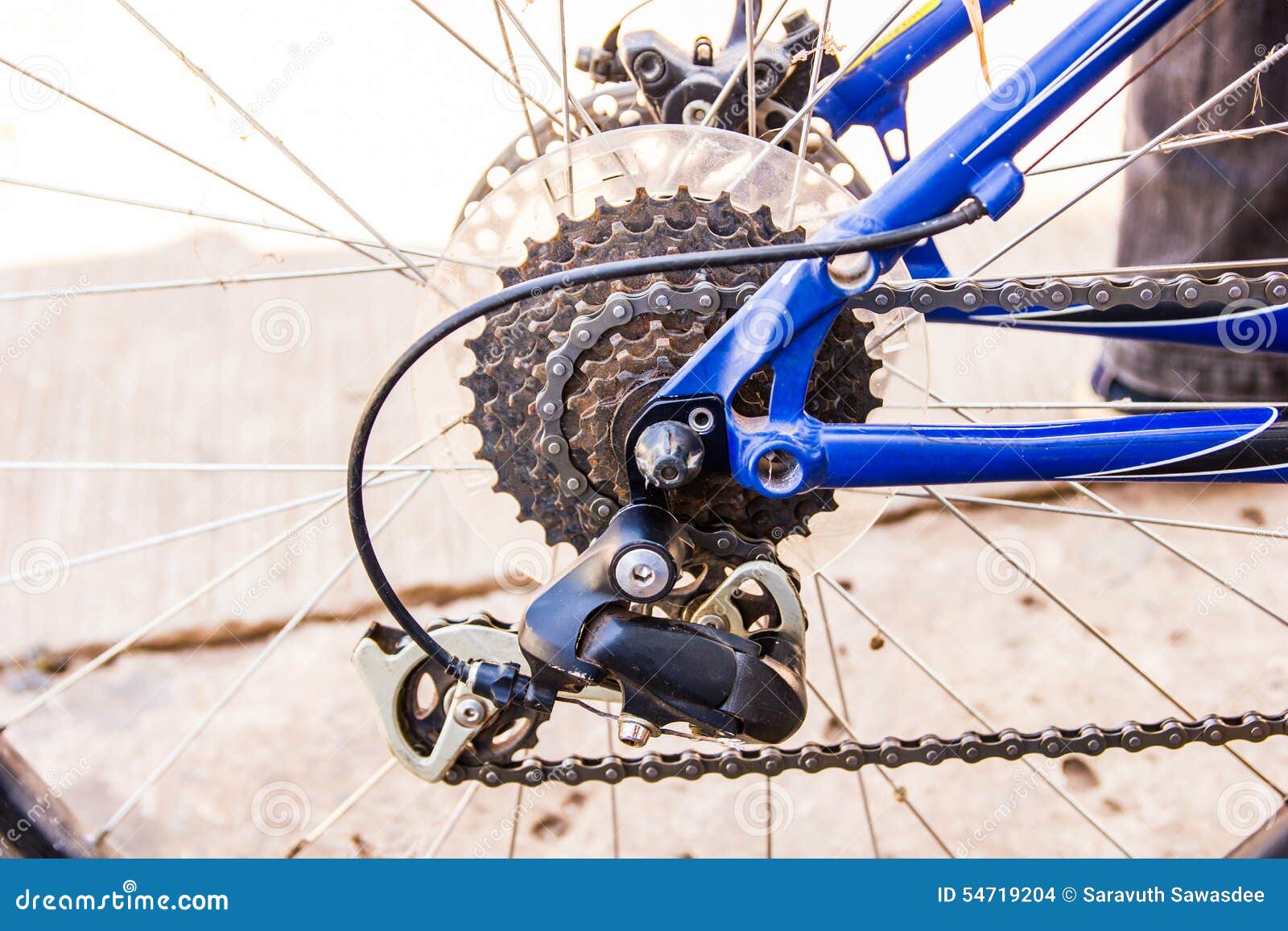 Wheel with chain stock photo. Image of silver, vehicle - 54719204