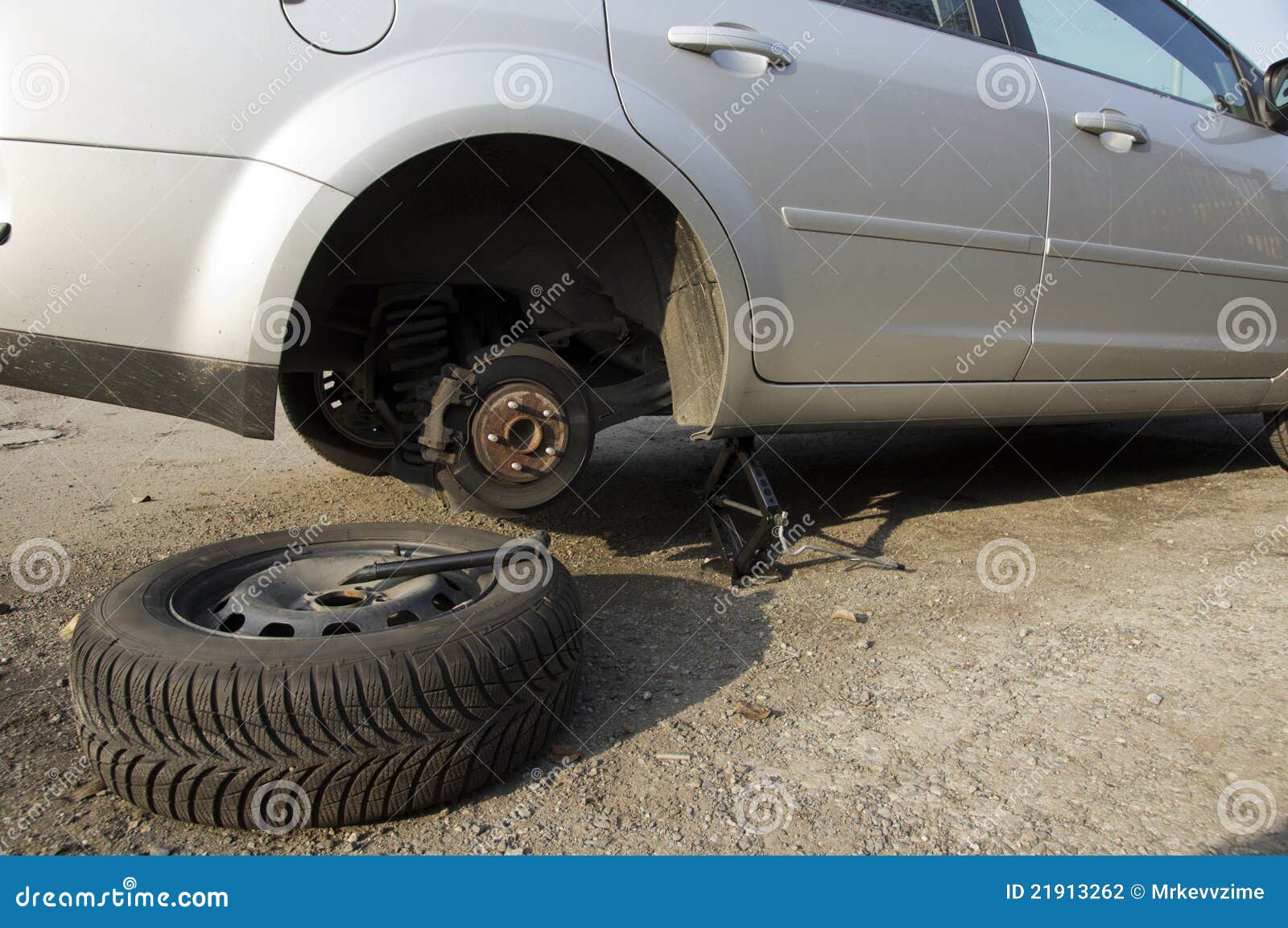 Wheel change stock photo. Image of insurance, help, ford - 21913262