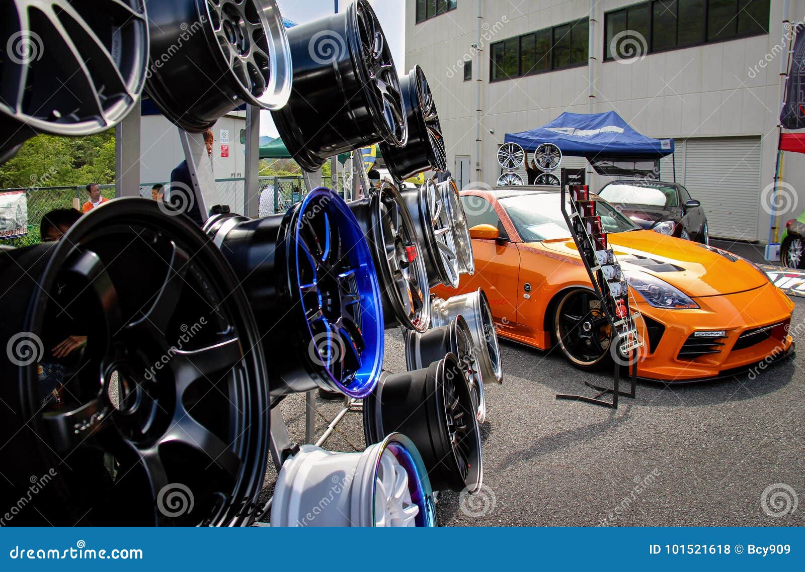 Wheel display editorial stock photo. Image of rims, race - 101521618